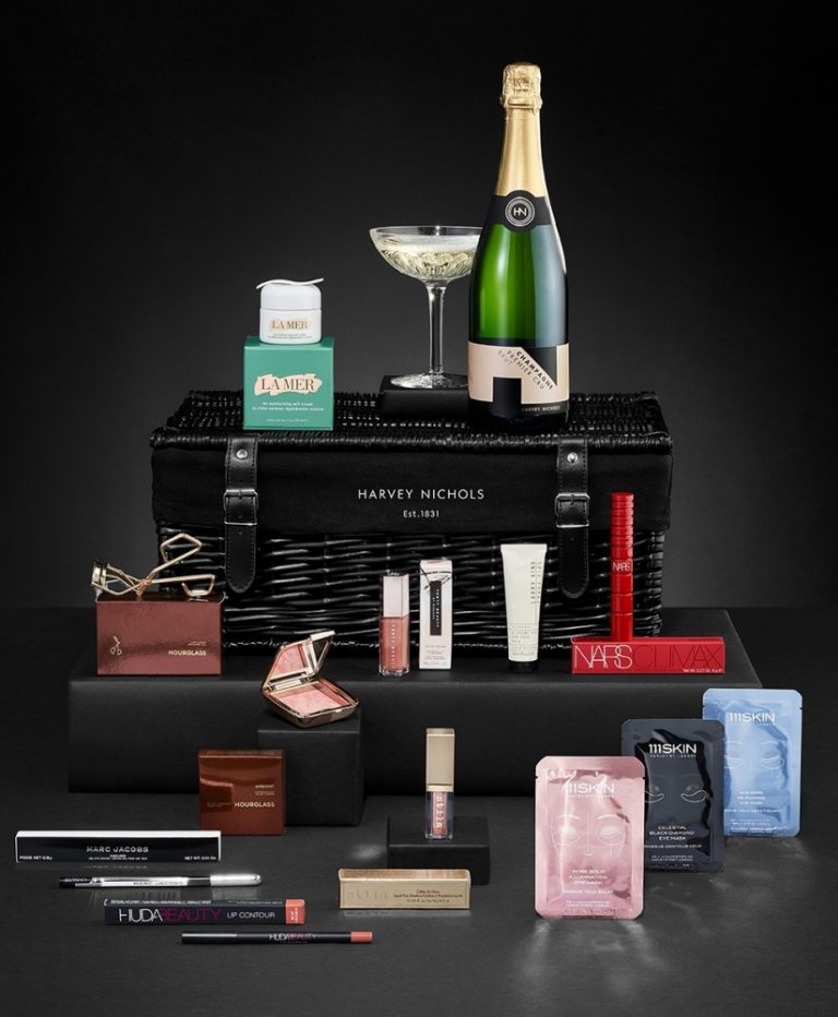 Harvey Nichols Beauty Lovers Hamper 2020 | La Mer, Fenty, Hourglass